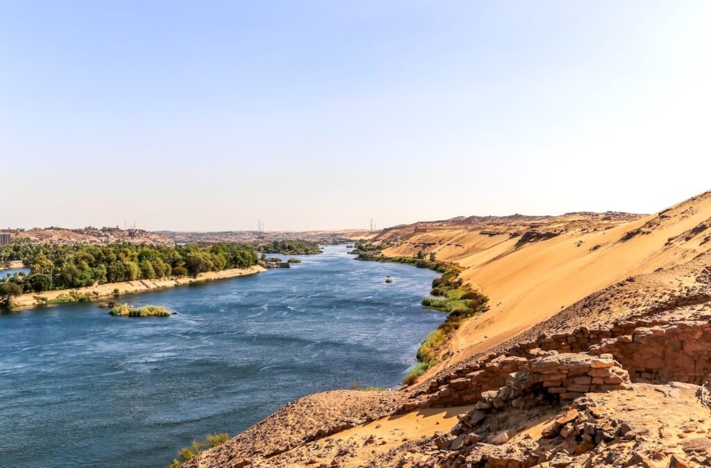 Which two tributaries feed the Nile River?